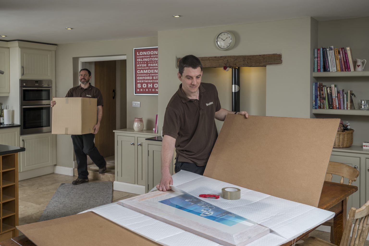 Moving home at Christmas: Tips for less stress - Yeates